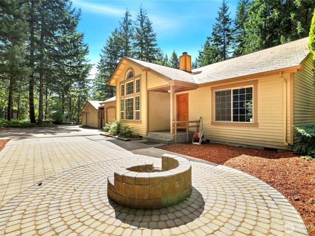 5800 SW Royal Spruce Drive