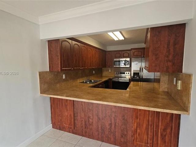 5800 SW 127th Ave Apt 2109, Miami, FL 33183