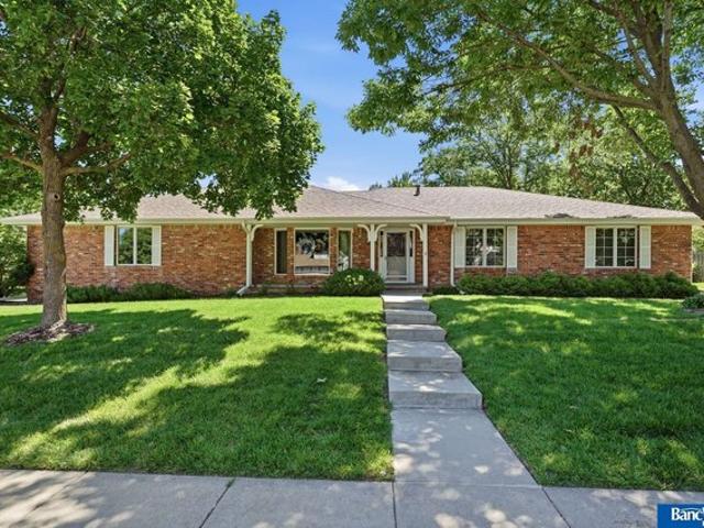 5800 S 72nd St, Lincoln, NE 68516