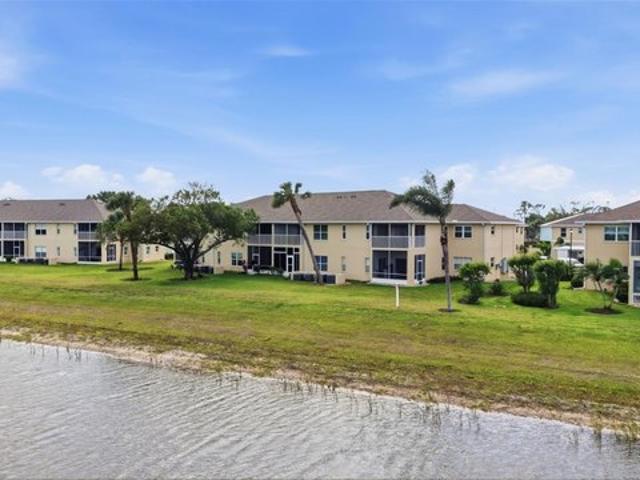 5800 Sabal Trace Dr Apt 401, North Port, FL 34287