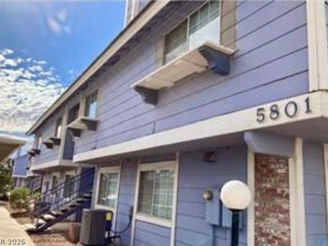 5801 Medallion Dr Unit 202, Las Vegas, NV 89122