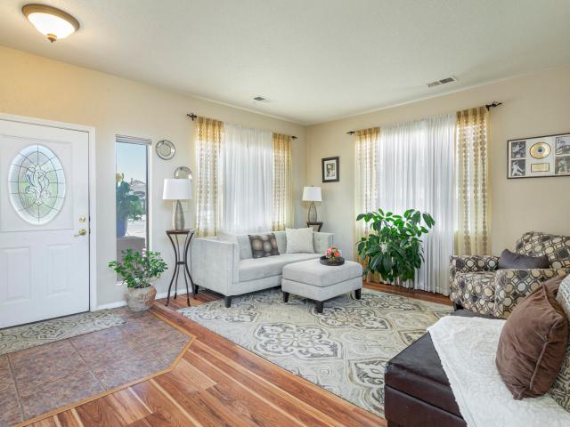 5801 Mesa Sombra Place NW