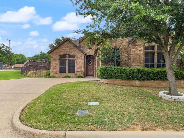 5801 Mira Lago Ln, Arlington, TX 76017 | MLS #21241 | Compass