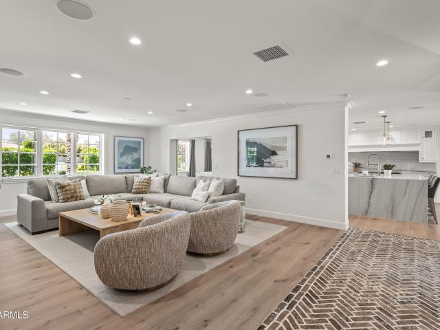 5801 N 70TH Place