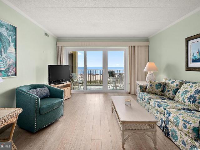 5801 Atlantic Avenue # 305