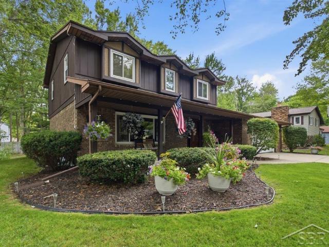 5801 Lamplighter Lane