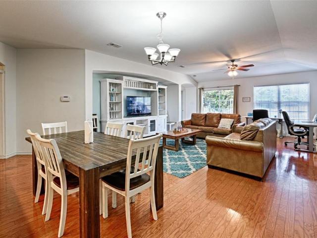 5801 Pinebrook Drive
