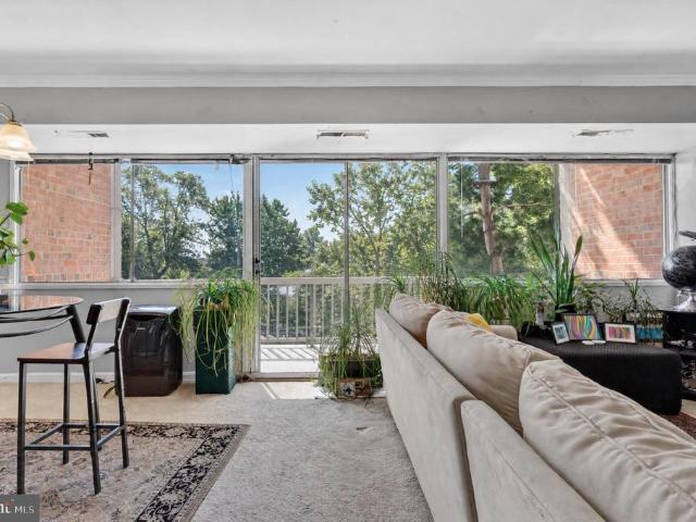 5801 Quantrell Avenue # 206