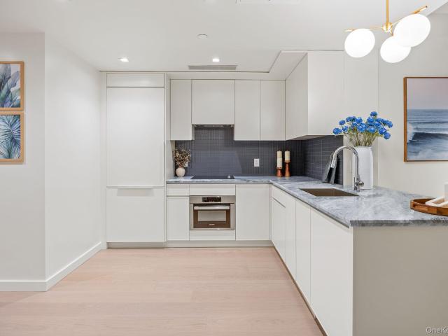5801 Queens Boulevard 4A