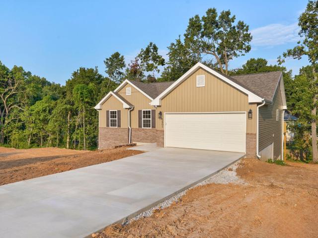 5801 S Cloverdale Lane