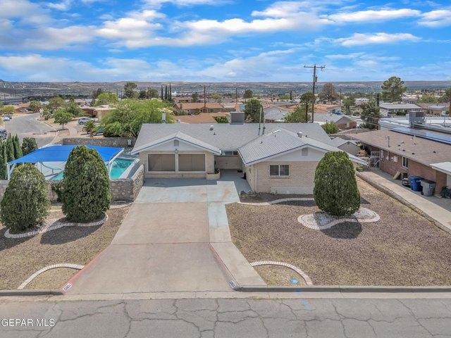 5801 Viewmont Ln, El Paso, TX 79912