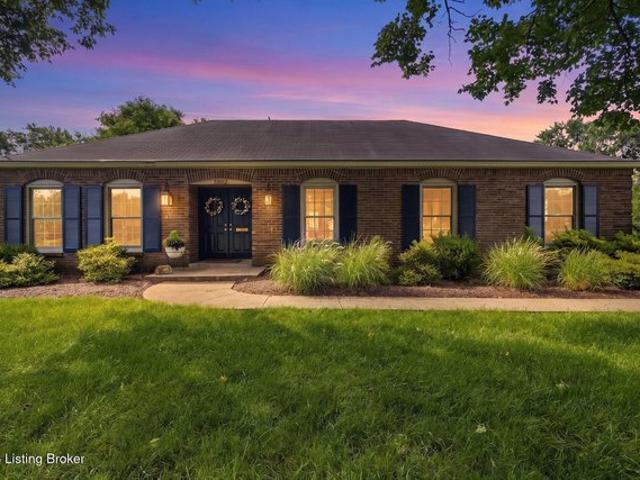 5802 Prince William St, Louisville, KY 40207