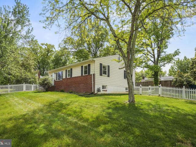 5802 Shepherd Ln, Lanham, MD 20706 | MLS #MDPG2200