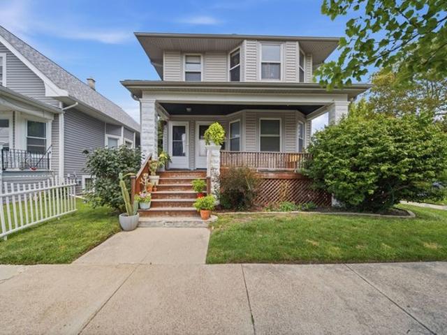 5802 W Grace St, Chicago, IL 60634