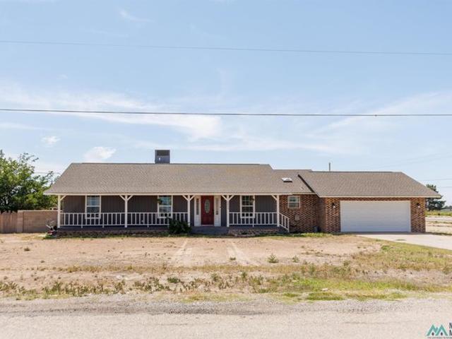 5803 Milliron Rd, Carlsbad, NM 88220