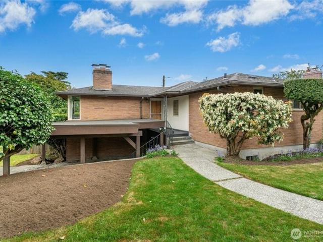 5803 Oberlin Ave NE, Seattle, WA 98105