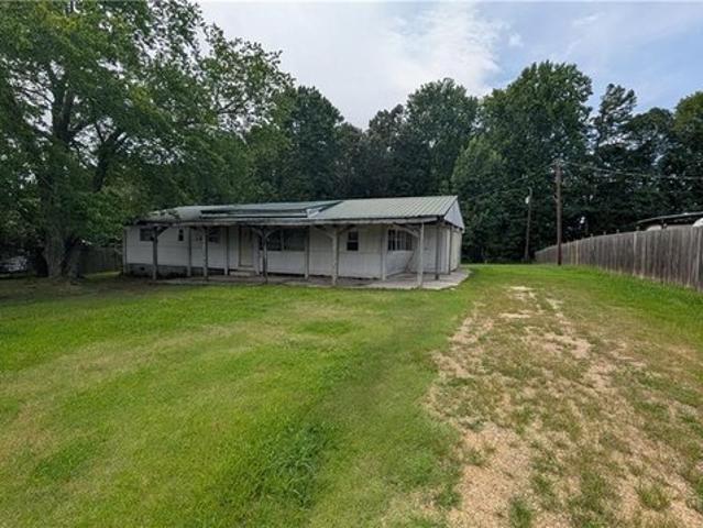 5803 Spainhour St, Climax, NC 27233