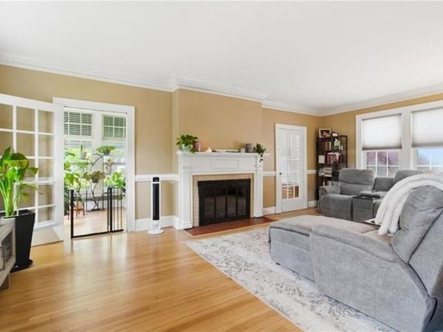 5803 Upper Brandon Pl, Norfolk, VA 23508