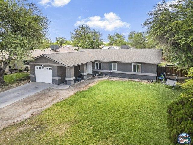 580 8th St, Westmorland, CA 92281