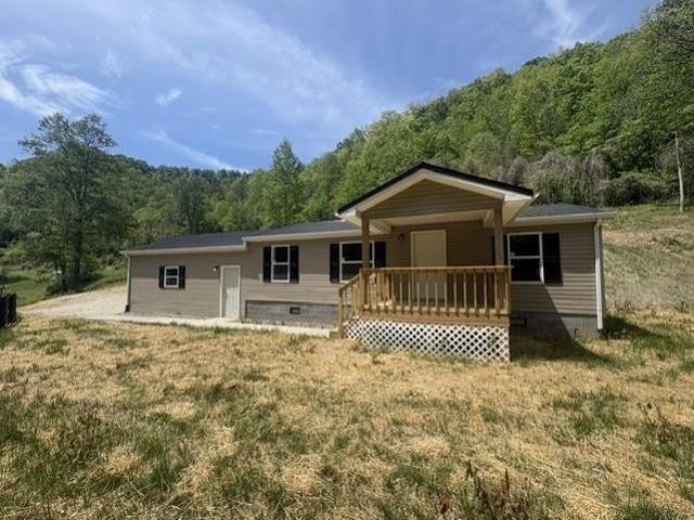 580 Conley Frk, Prestonsburg, KY 41653