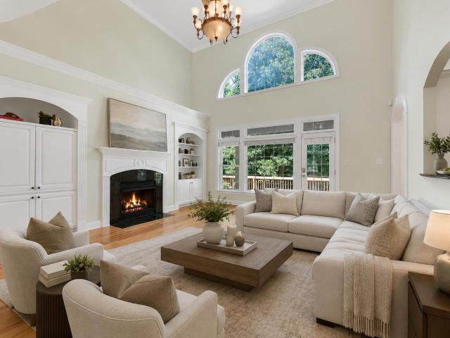 580 Christopher Drive
