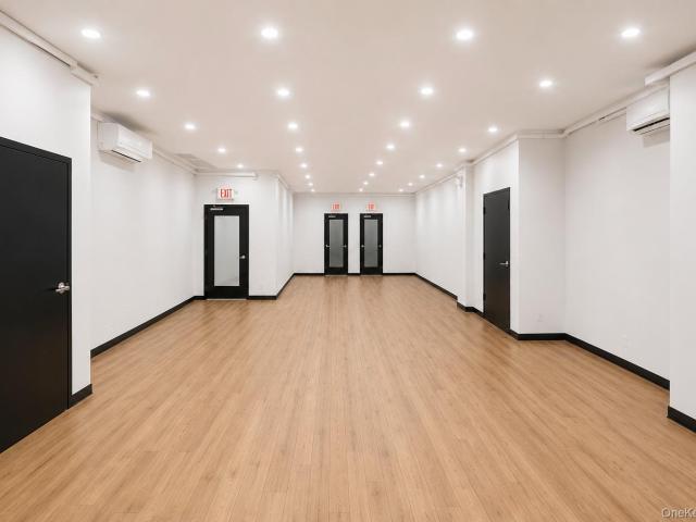 580 Broadway