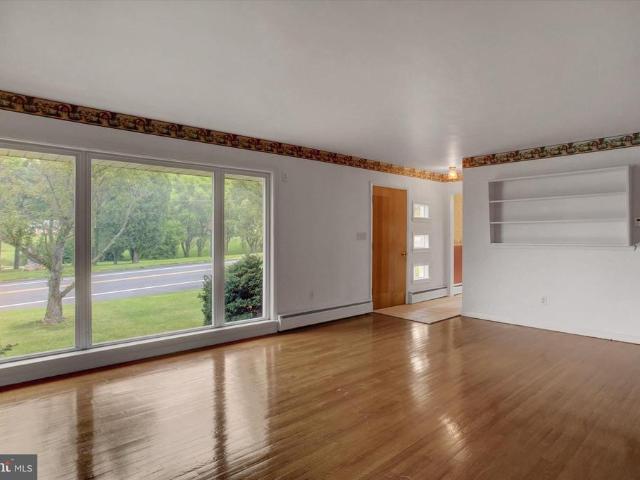 580 Buchanan Trail