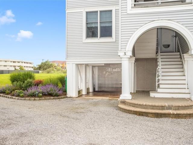580 Dune Rd Unit 5, Westhampton, NY 11978