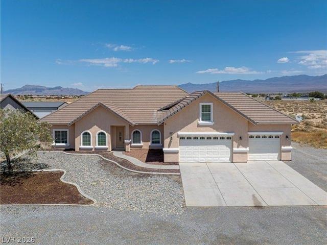 580 E Hickory St, Pahrump, NV 89048