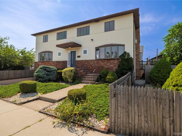 580 East Pine Street East Side