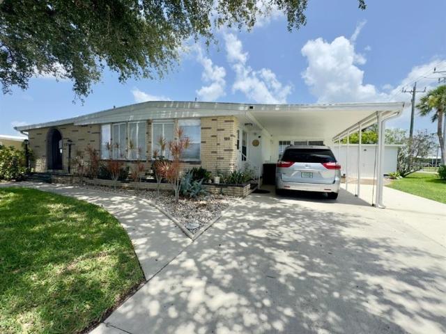 580 Fairmount Dr, North Port, FL 34287 | MLS #C7512 | Compass