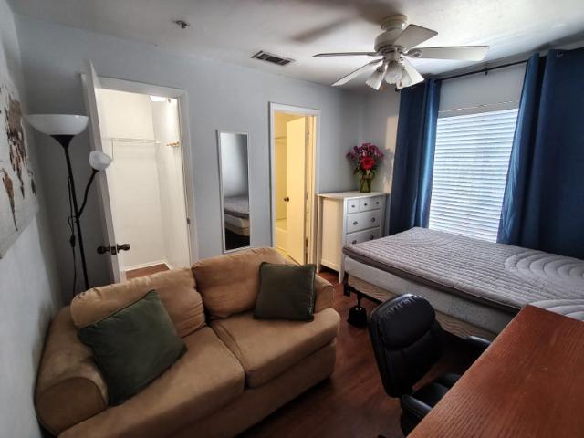 $580 Fall Semester Furn Rm/Bath