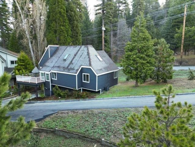 580 Karenken Pines Dr, Lake Arrowhead, CA 92352