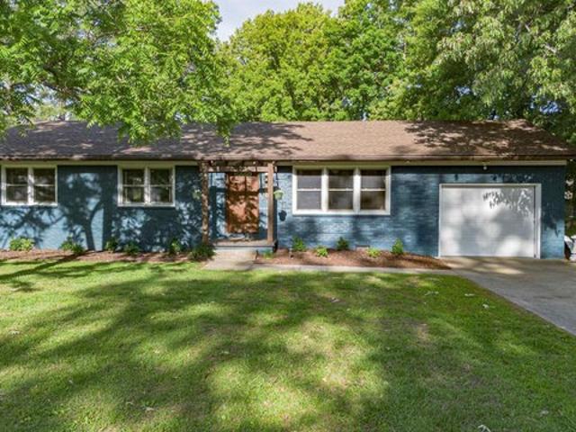 580 Oakland Cir, Paducah, KY 42003