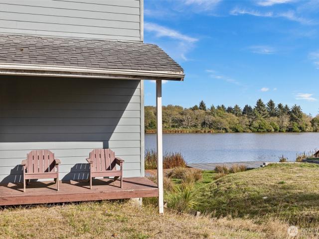 580 Mount Olympus Avenue SE