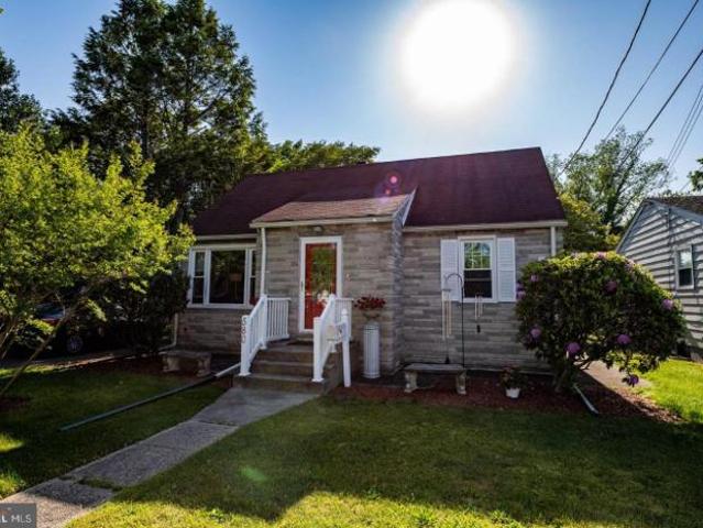 580 Mayfair St, Vineland, NJ 08360