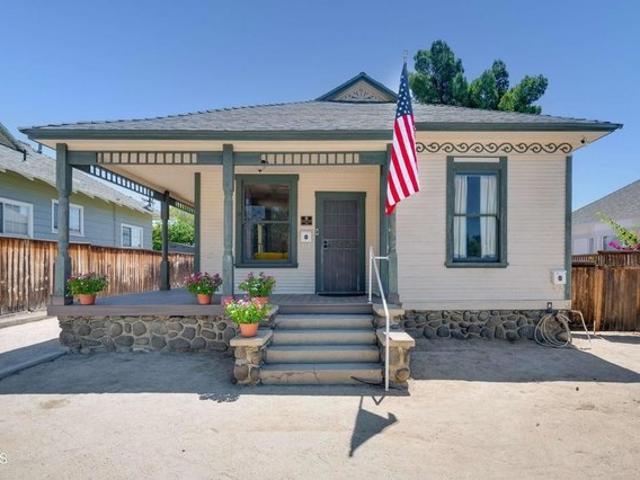 580 N 1st Ave, Upland, CA 91786