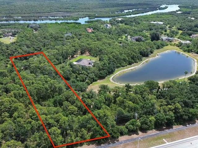 580 N River Rd, Venice, FL 34293