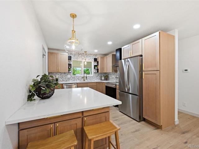 580 S Field Court