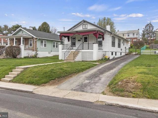 580 Summit St, King of Prussia, PA 19406