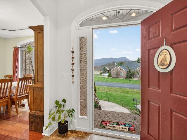 580 regiment rd