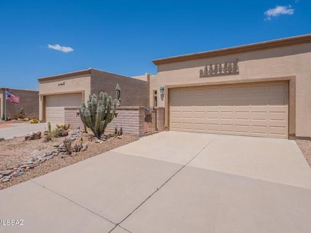 580 W Crenshaw Ln, Green Valley, AZ 85614