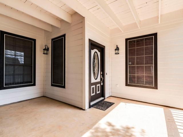5814 Negley