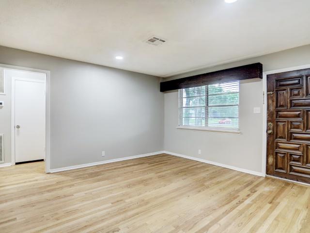 5814 Anaqua Drive