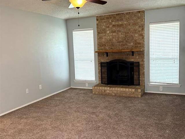 5814 Cedar Ridge Drive