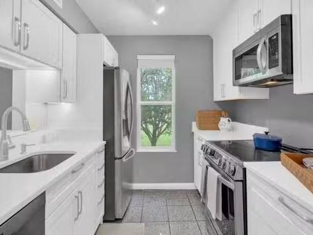 58150939 930 Quay Ave #H