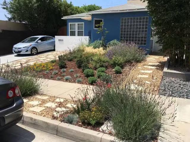 58154328 2422 30th St
