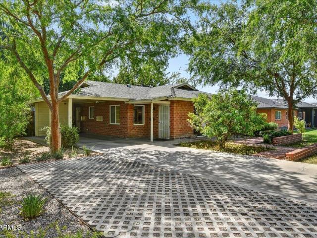 5815 N 18TH Place