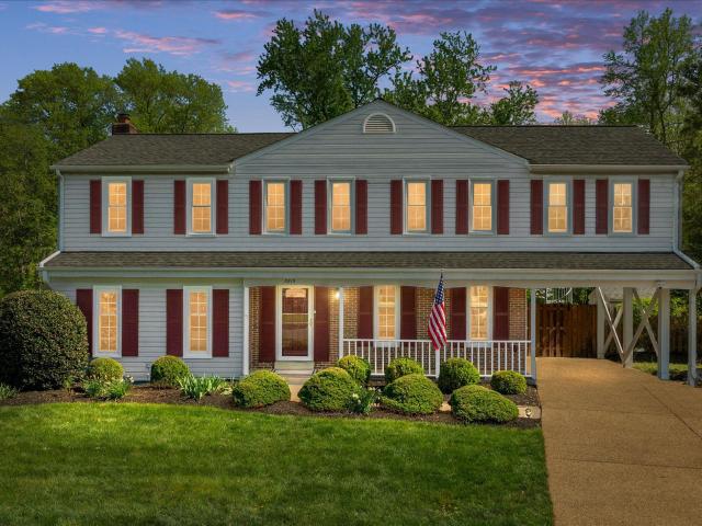 5815 Ottawa Rd, Centreville, VA 20120 | MLS #VAFX2302 | Compass