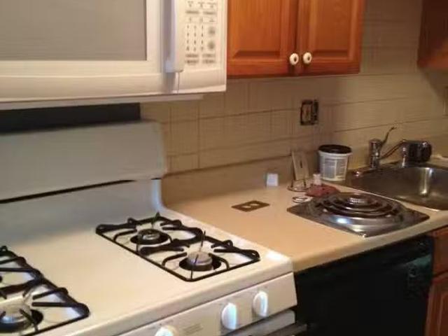 5815 Bustleton Avenue, Philadelphia, PA 5815 Bustleton Avenue